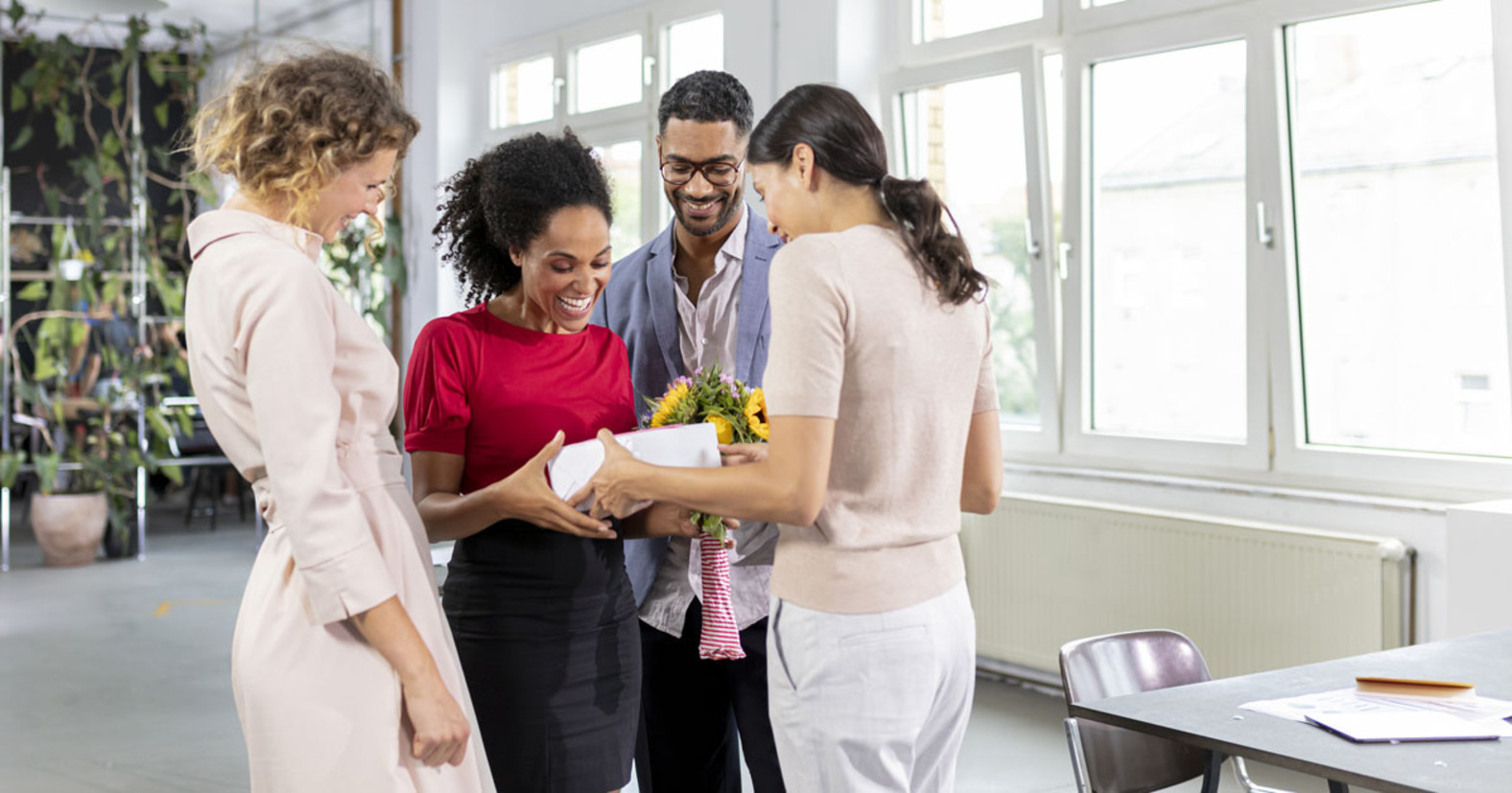 Geschenke am Arbeitsplatz: Was ist erlaubt, was angemessen ...